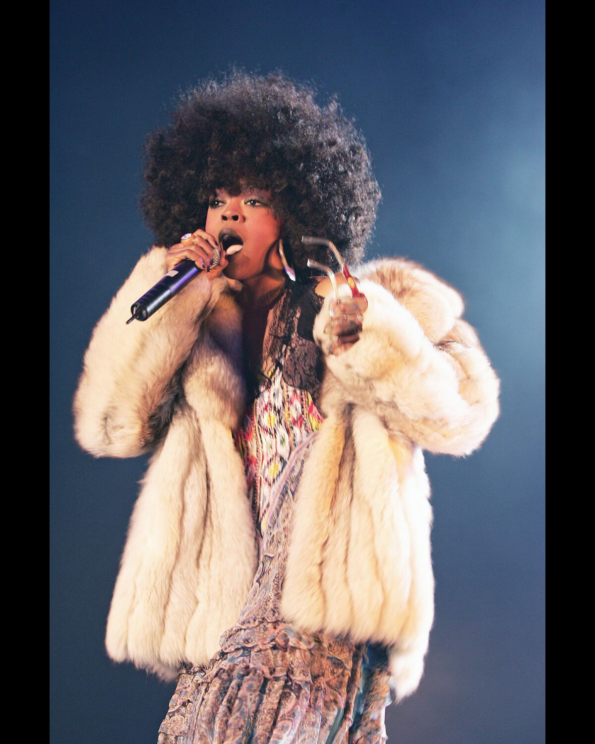 Photo : Lauryn Hill en concert à Paris le 12 décembre 2005. - Purepeople