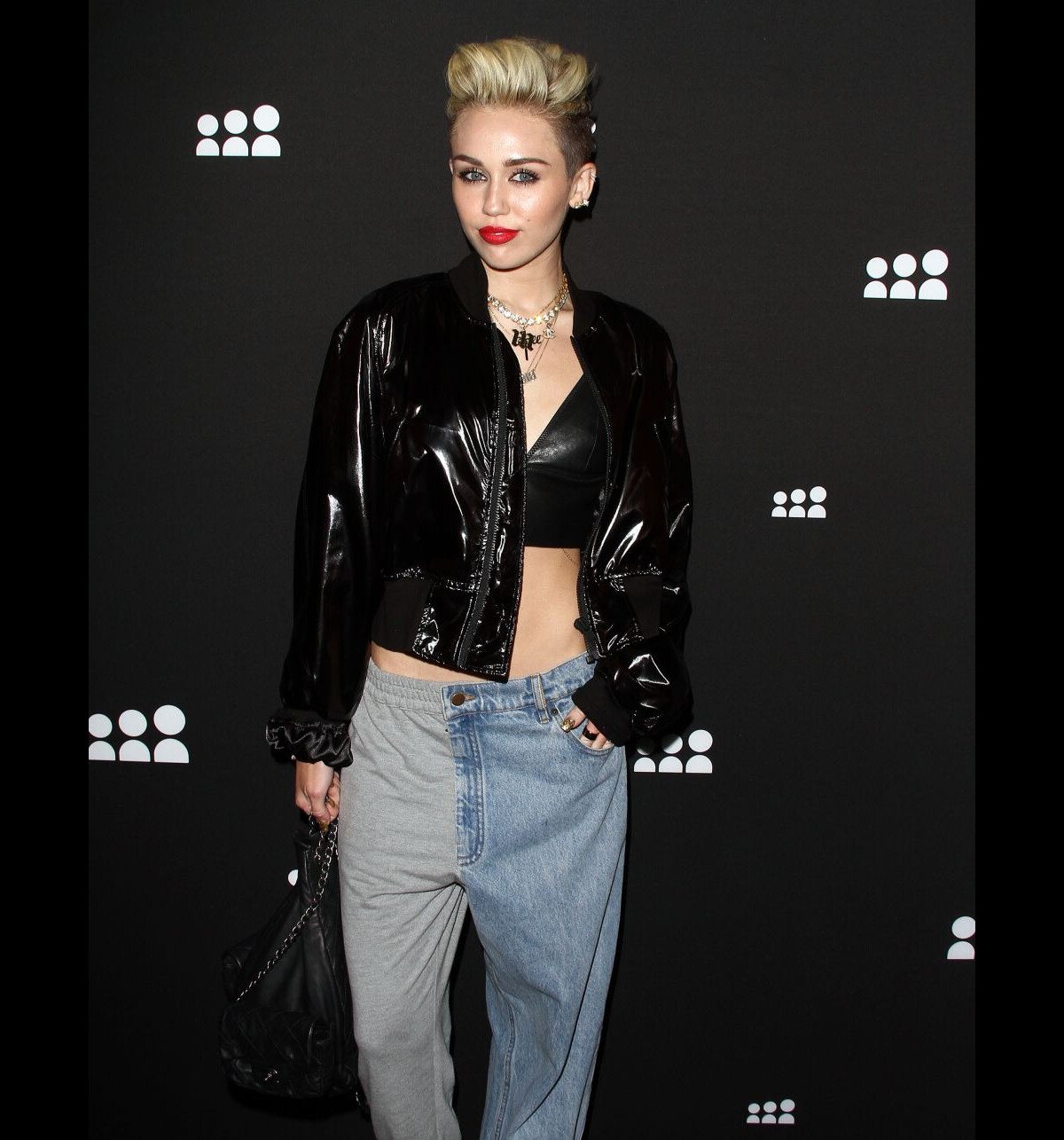 Photo : Miley Cyrus à la soirée "MySpace" à Los Angeles, le 12 juin ...