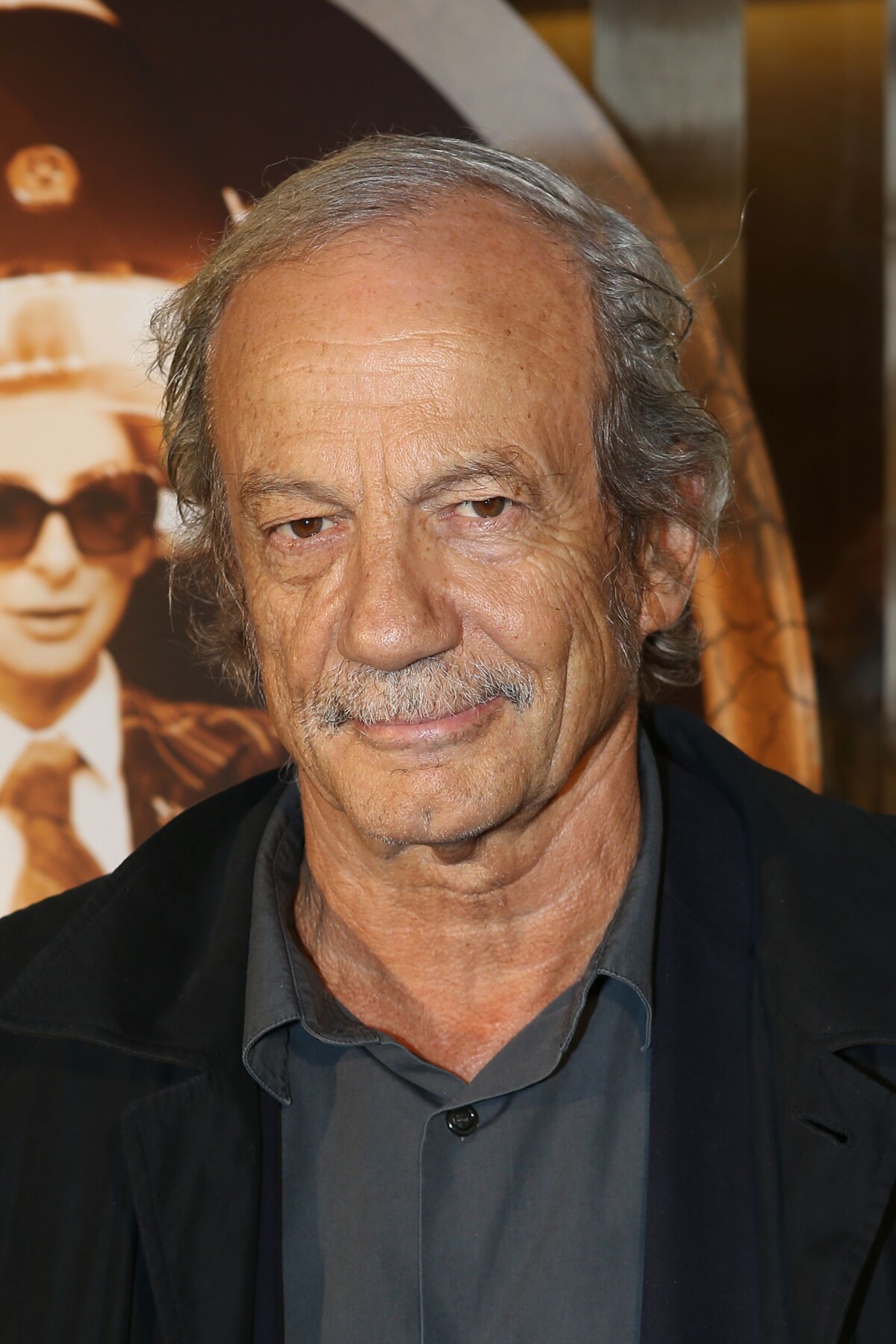 Photo : Patrick Chesnais à l'inauguration du nouveau salon de coiffure ...