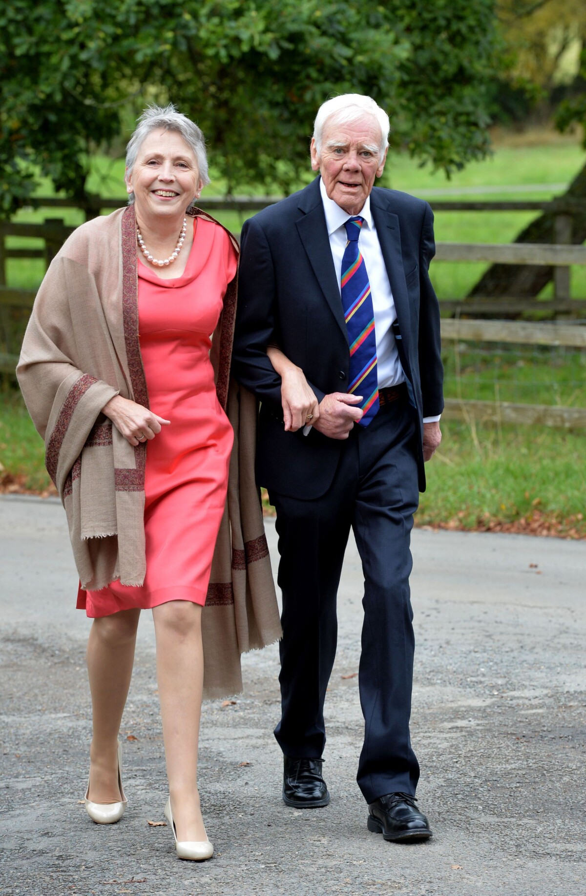Photo : Tony Booth et sa femme lors du mariage d'Euan Blair et Suzanne ...