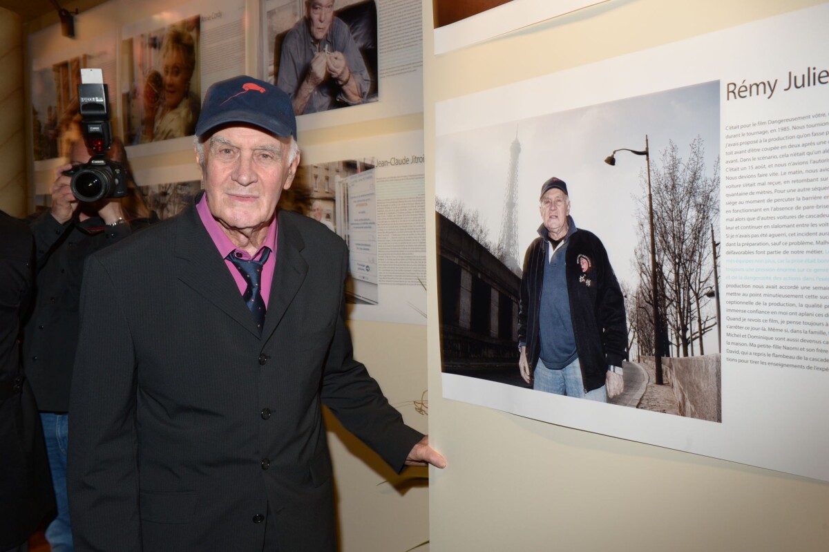Photo : Rémy Julienne à la soirée de lancement du livre "Souvenirs ...