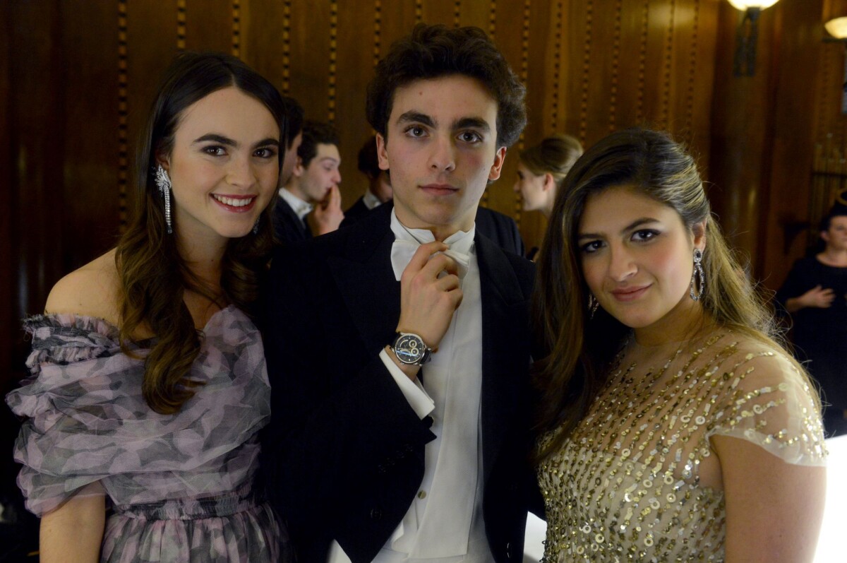Photo : La princesse Melusine Ruspoli (en Chanel Haute Couture et ...