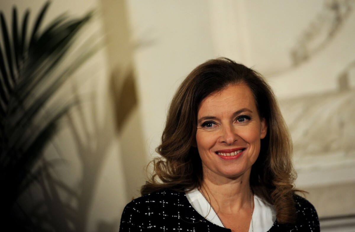Vidéo : Valérie Trierweiler au musée d'Orsay le 6 décembre 2013 à Paris ...