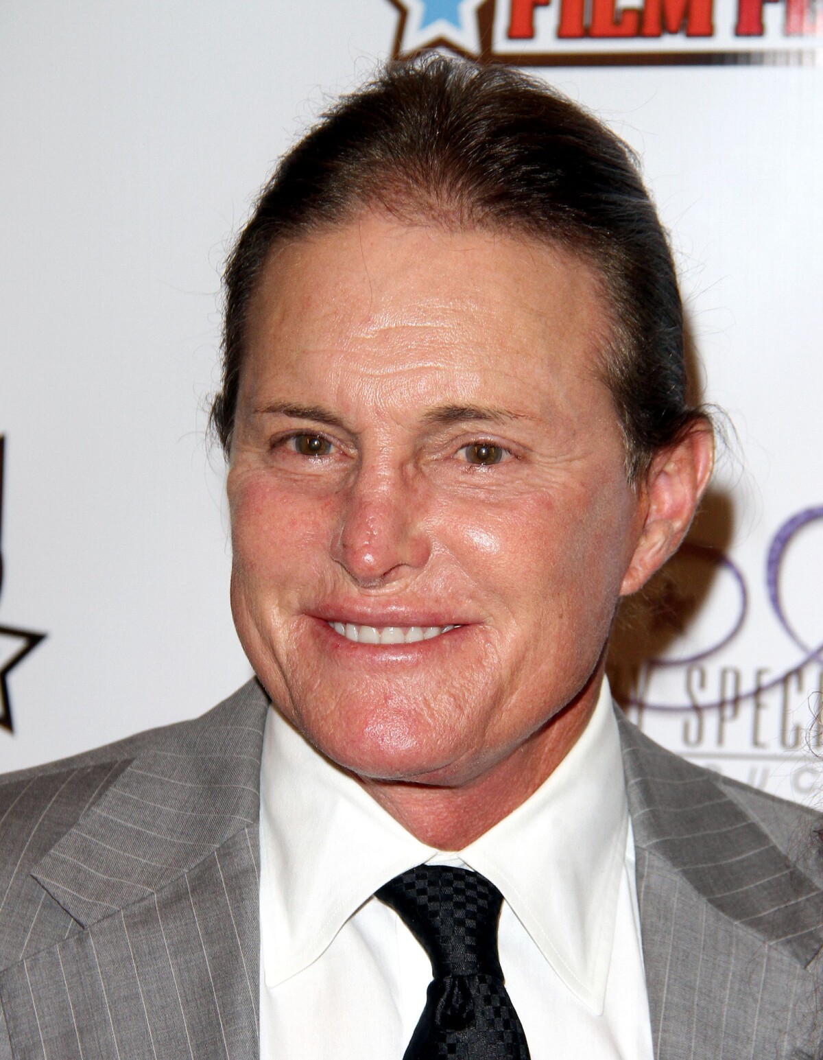 Photo : Bruce Jenner lors d'une soirée à North Hollywood. Le 11 ...