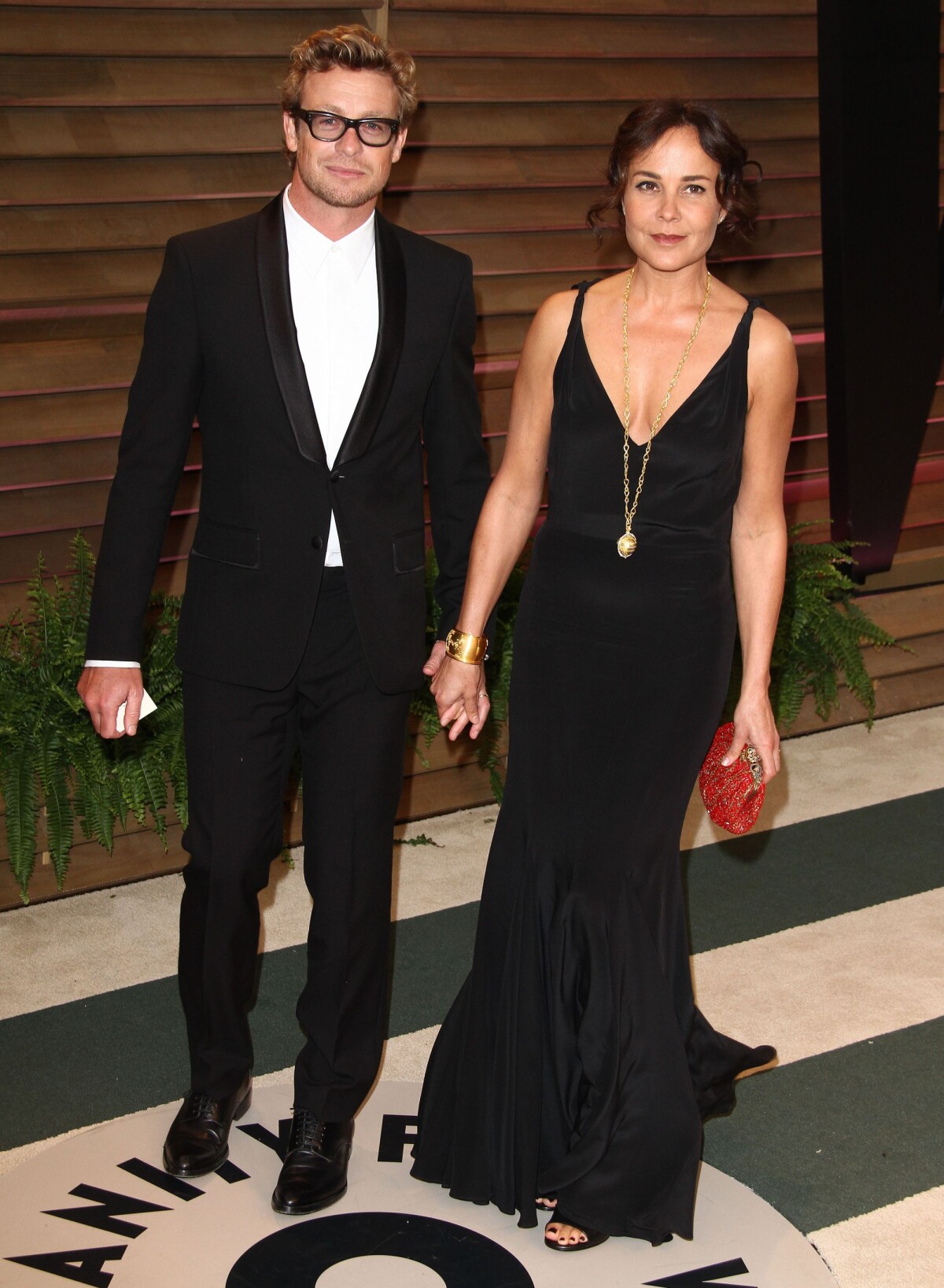 Photo : Simon Baker et sa femme arrivent à la soirée Vanity Fair après ...