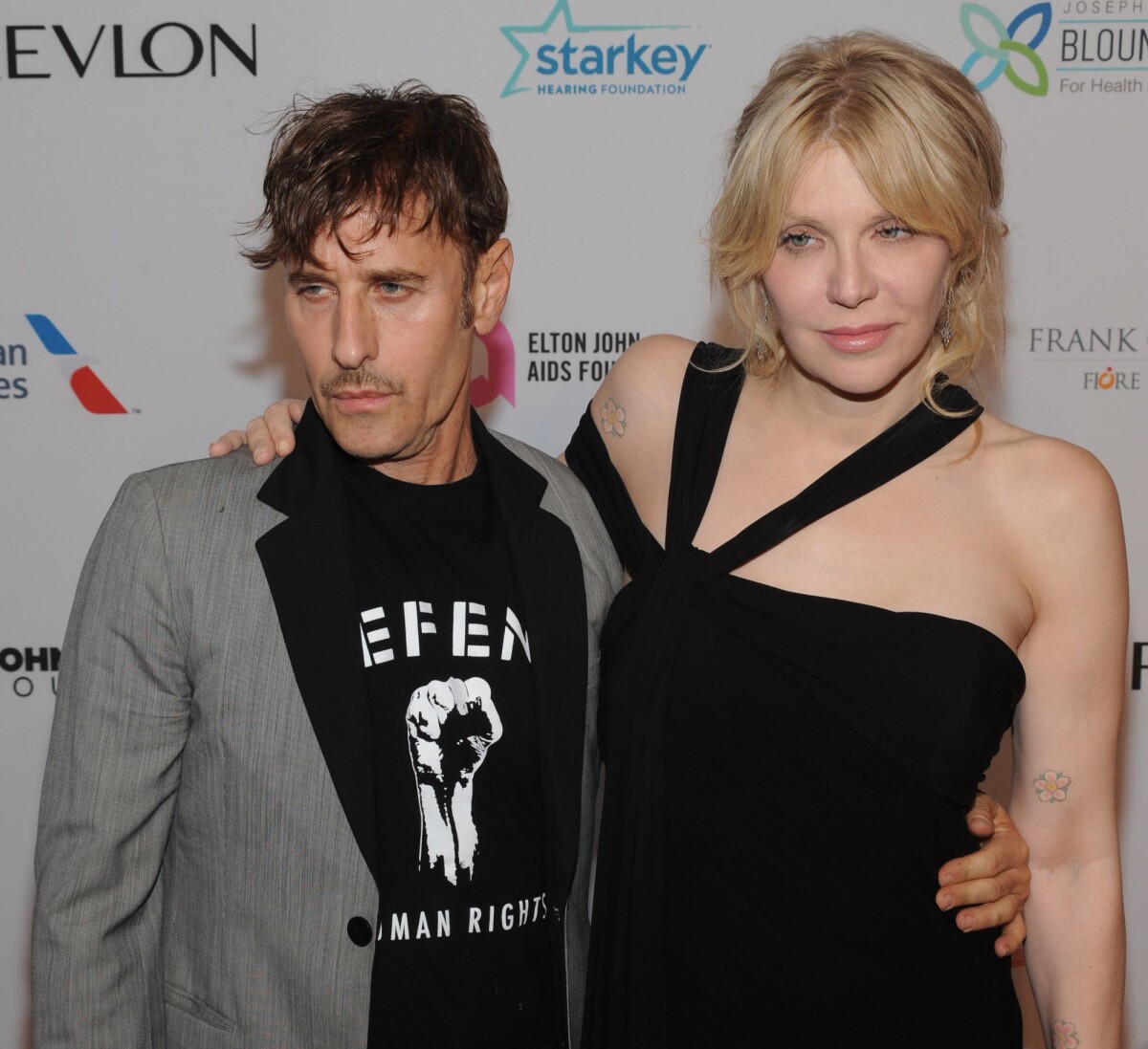 Photo : Steven Klein et Courtney Love à la soirée "Elton John AIDS ...