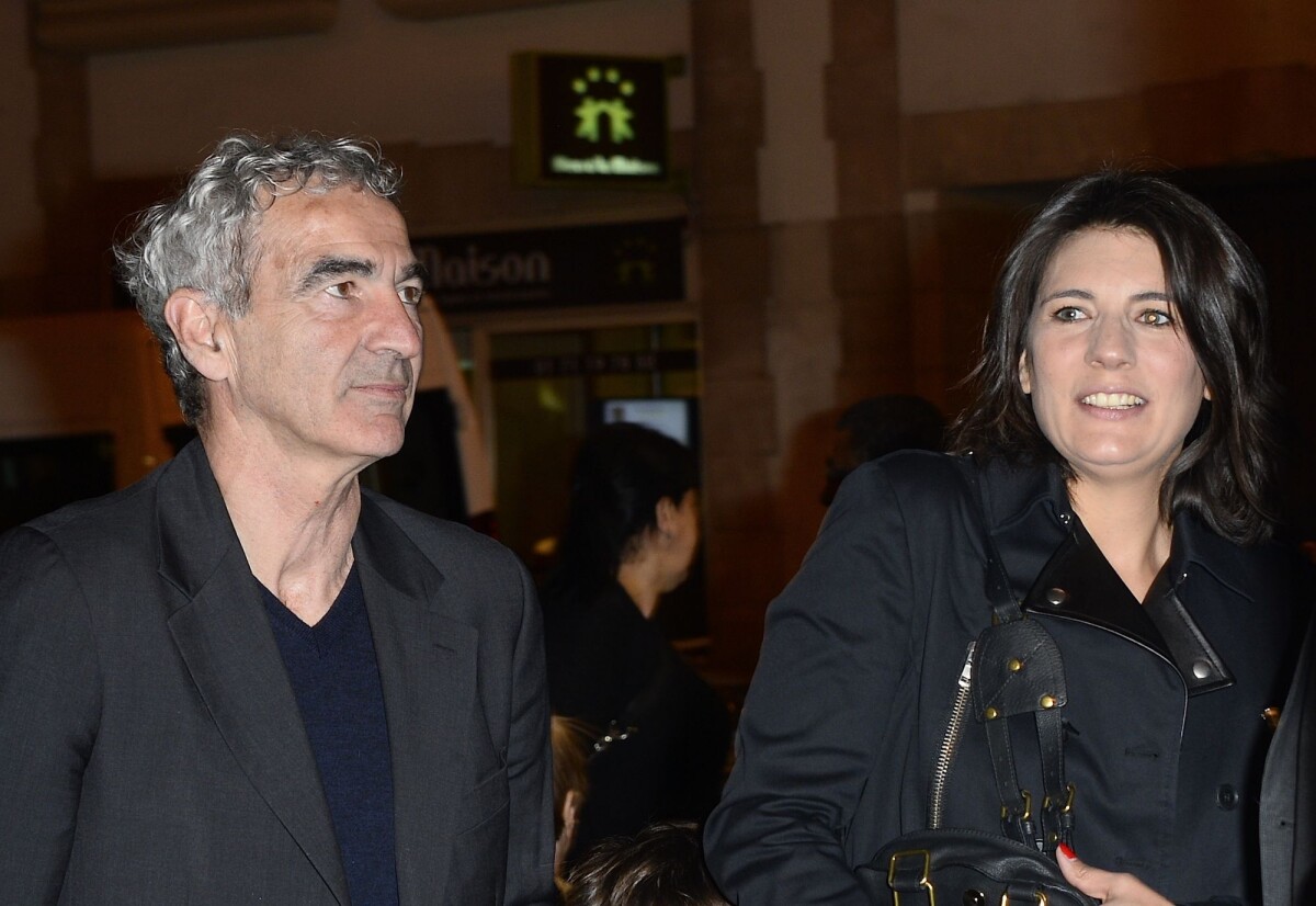 Photo : Raymond Domenech et sa compagne Estelle Denis lors de leur ...