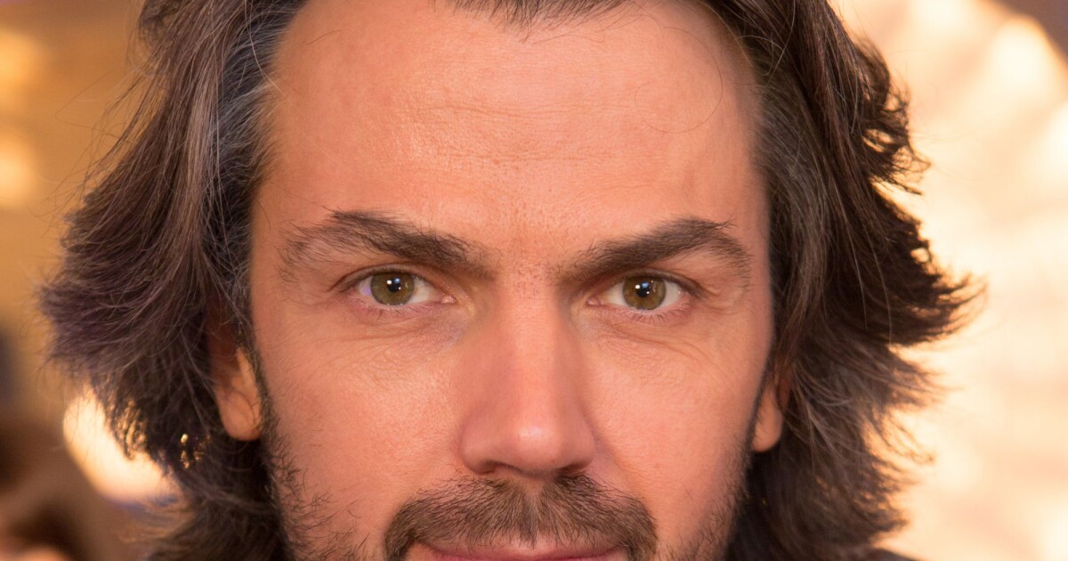 Aymeric Caron, en couple : ''Tomber amoureux d'une carnivore est ...