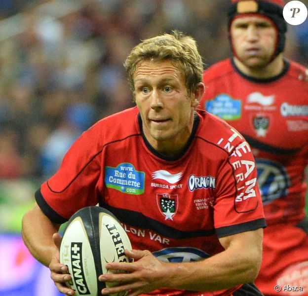 Jonny Wilkinson : Écrasé par Zlatan Ibrahimovic dans le match des ...