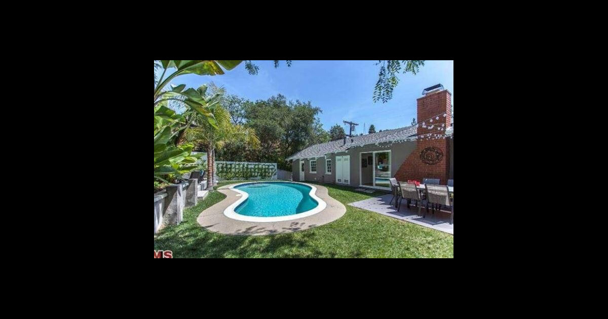 Ellen Page vend sa jolie villa pour 1 million de dollars - Purepeople