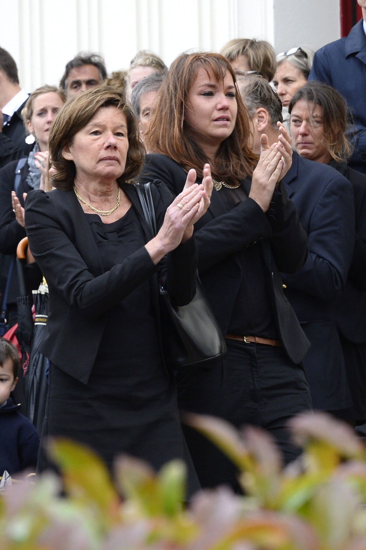 Photo : L'épouse de Benoît Duquesne, Elisabeth, et leur fille ...