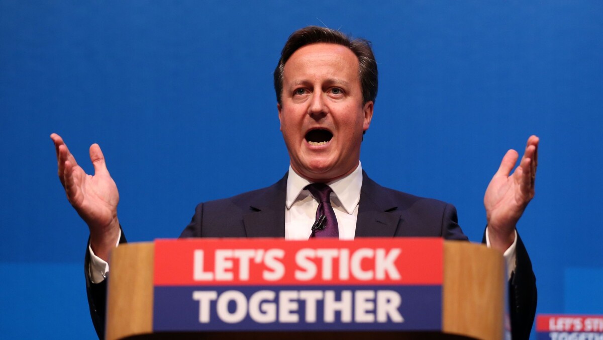 Photo : David Cameron à Aberdeen le 15 septembre 2014 à l'aube du ...