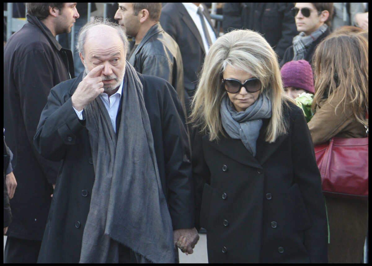 Photo : Claude Berri et Nathalie Rheims lors des obsèques de Guillaume ...