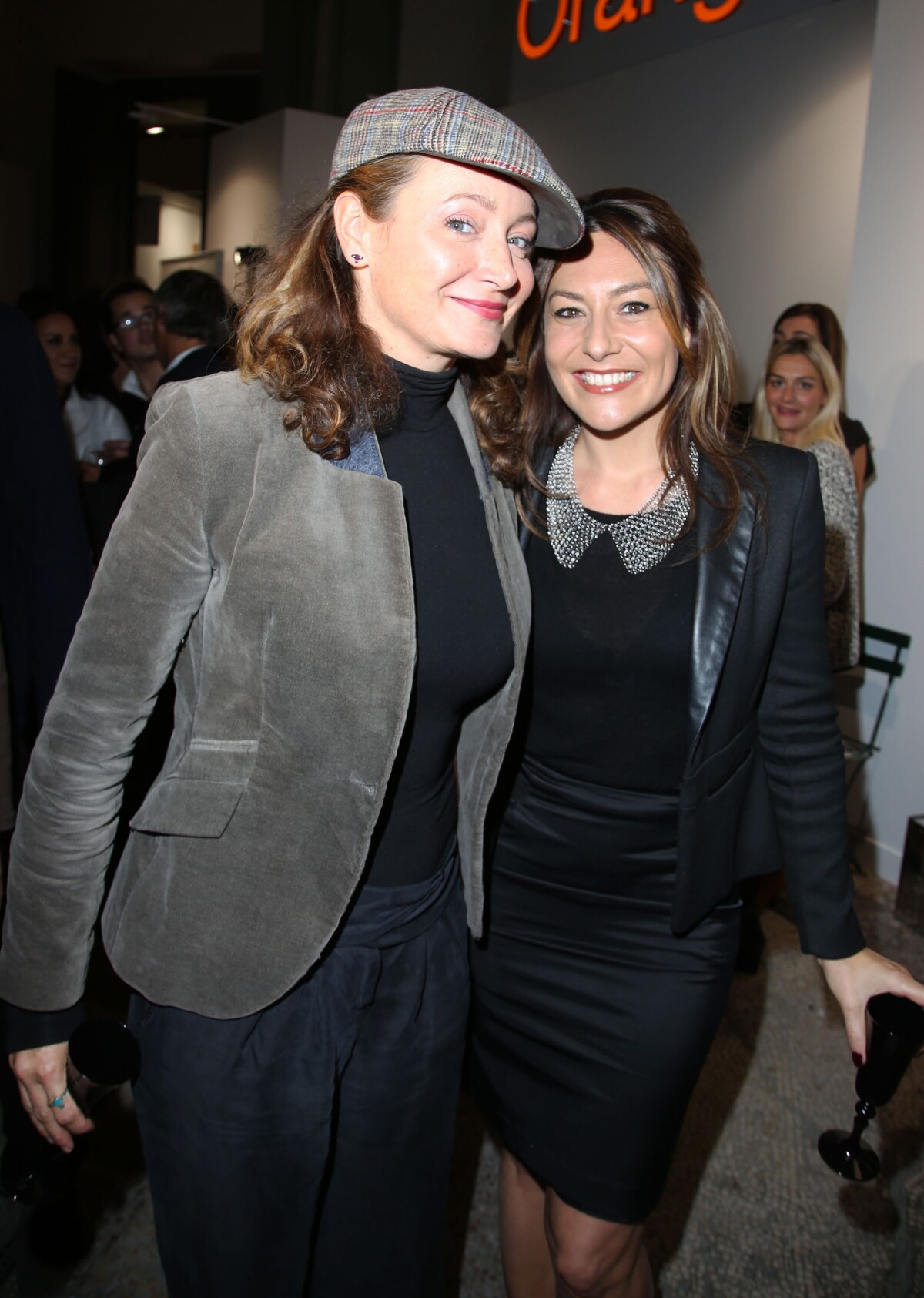 Photo : Julie Ferrier et Shirley Bousquet lors de la soirée de ...