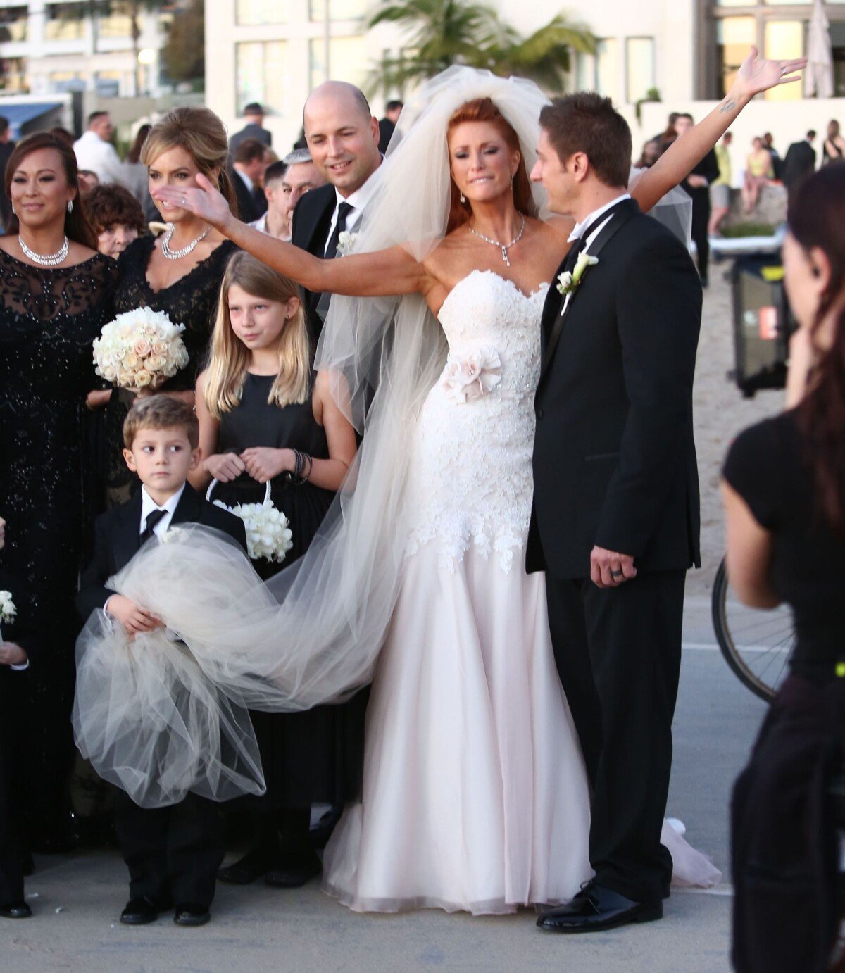 Photo : Exclusif - Le sublime mariage d'Angie Everhart et Carl Ferro à ...