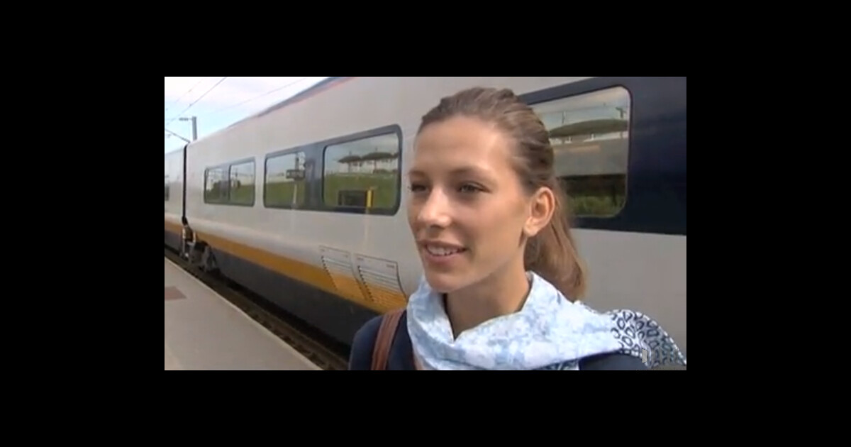 Camille Cerf, Miss France 2015 : Déjà craquante à 15 ans au concours ...