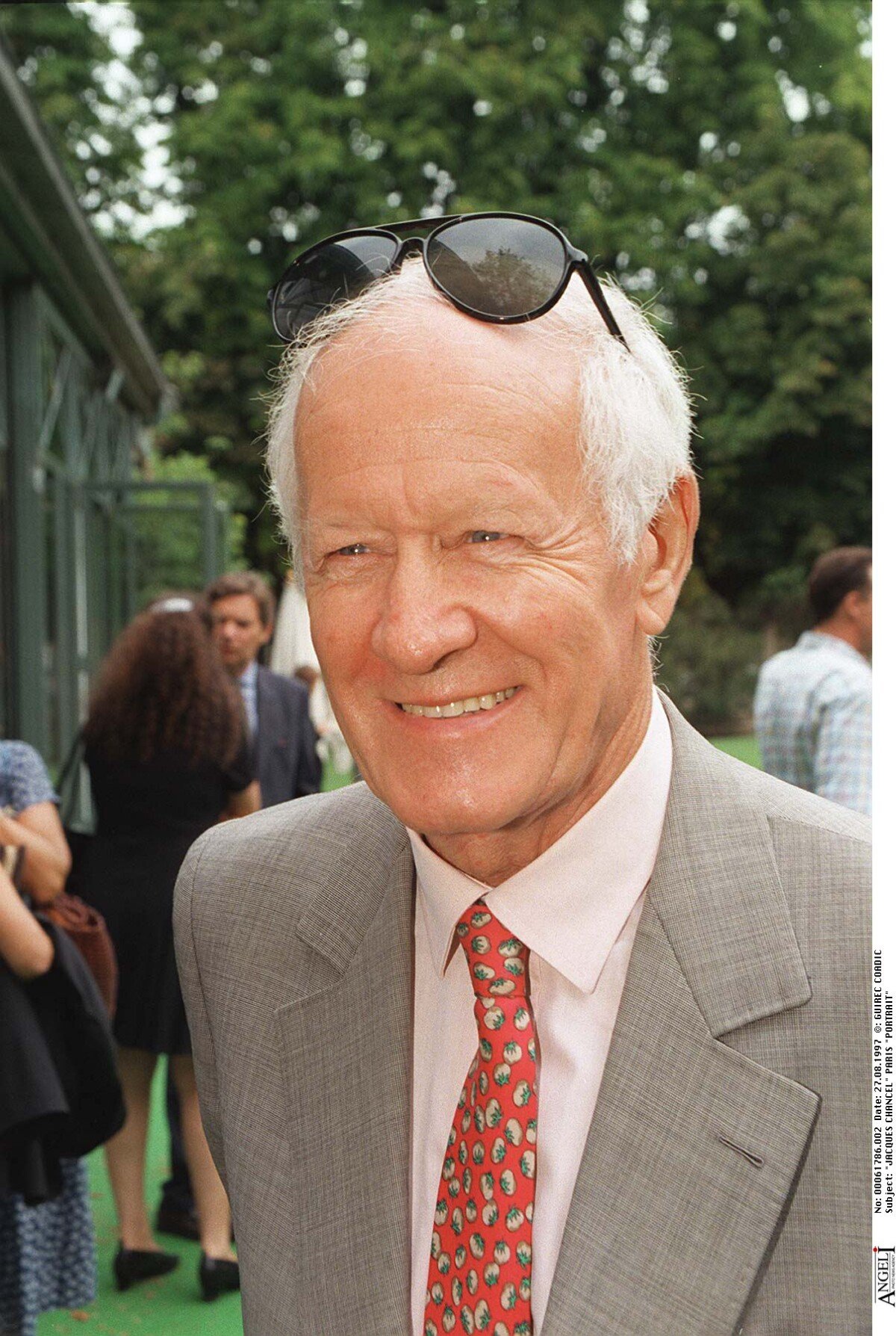 Photo : Jacques Chancel, en interview pour France 3 en 1997. - Purepeople