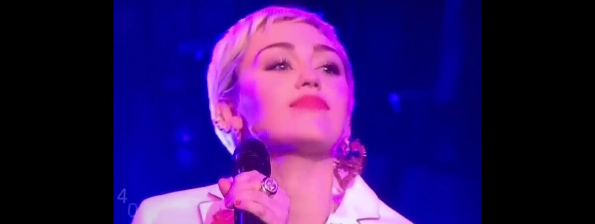 Vidéo : Miley Cyrus lors de sa performance pour le 40ème anniversaire ...