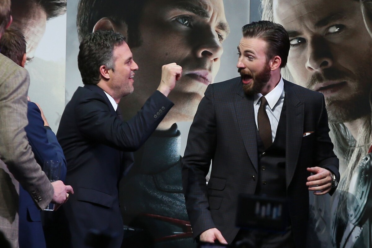 Photo : Mark Ruffalo, Chris Evans - Avant-première du film "The Avengers: Age of Ultron" à ...