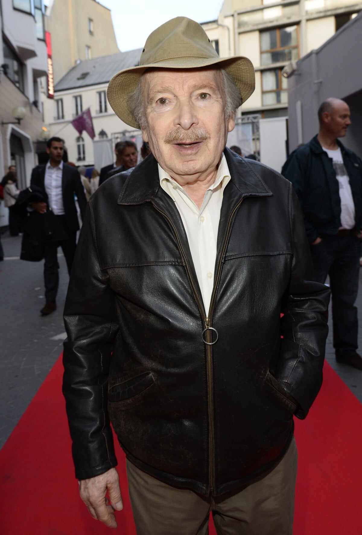 Photo : Popeck - Dernière du spectacle "Les Franglaises" au théâtre ...
