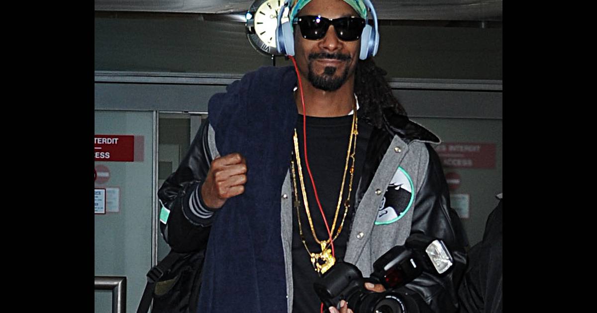 Snoop Dogg (Snoop Lion) - People à l'arrivée à l'aéroport de Nice pour ...