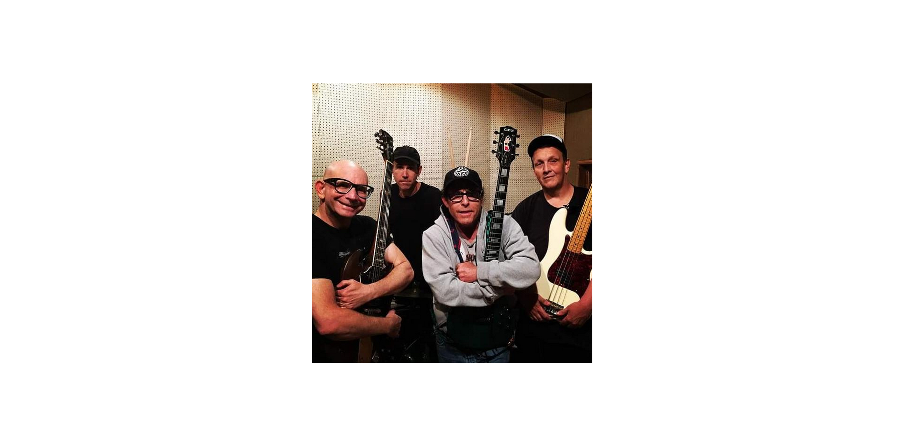 Greg Hetson (Bad Religion) : Il attaque son ex qui refuse de quitter la ...
