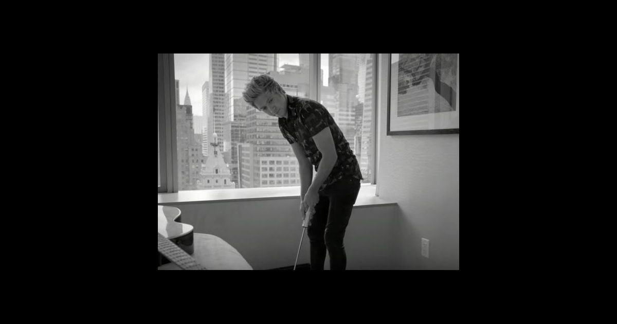 Niall Horan - Clip de Perfect - Purepeople