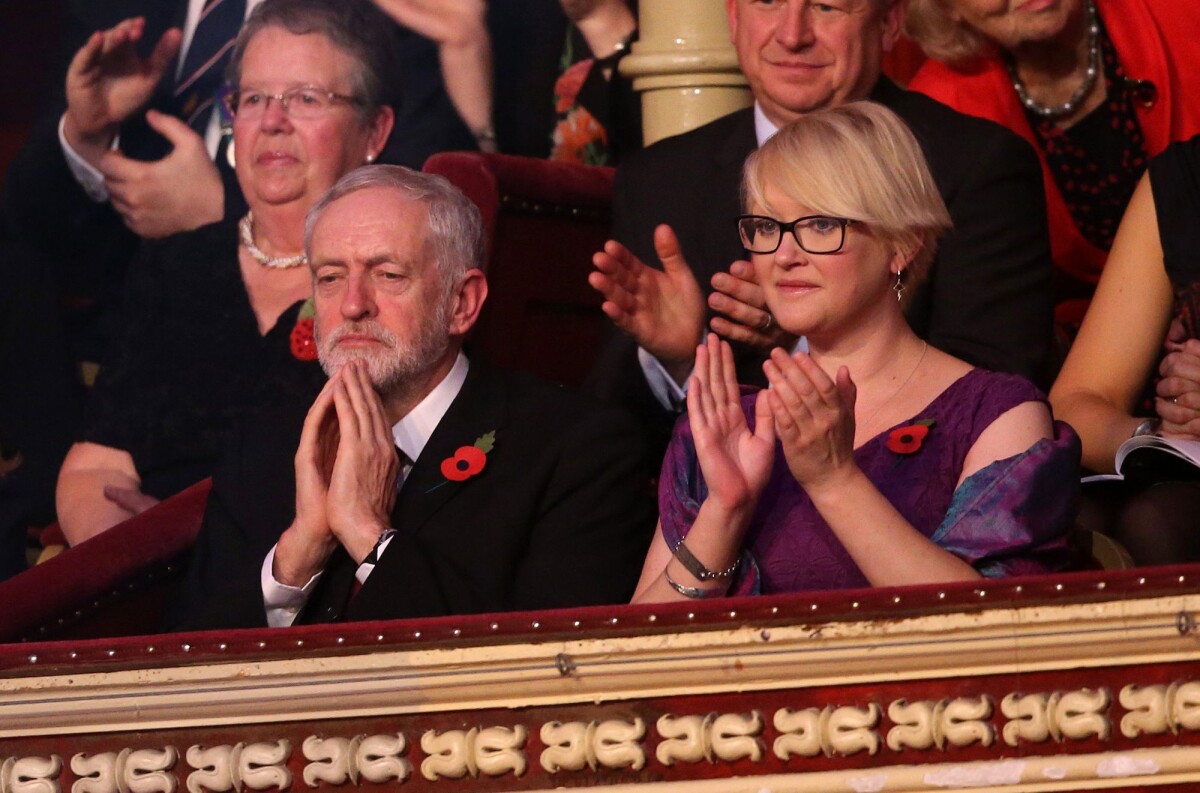 Photo : Jeremy Corbyn au Royal British Legion Festival of Remembrance ...