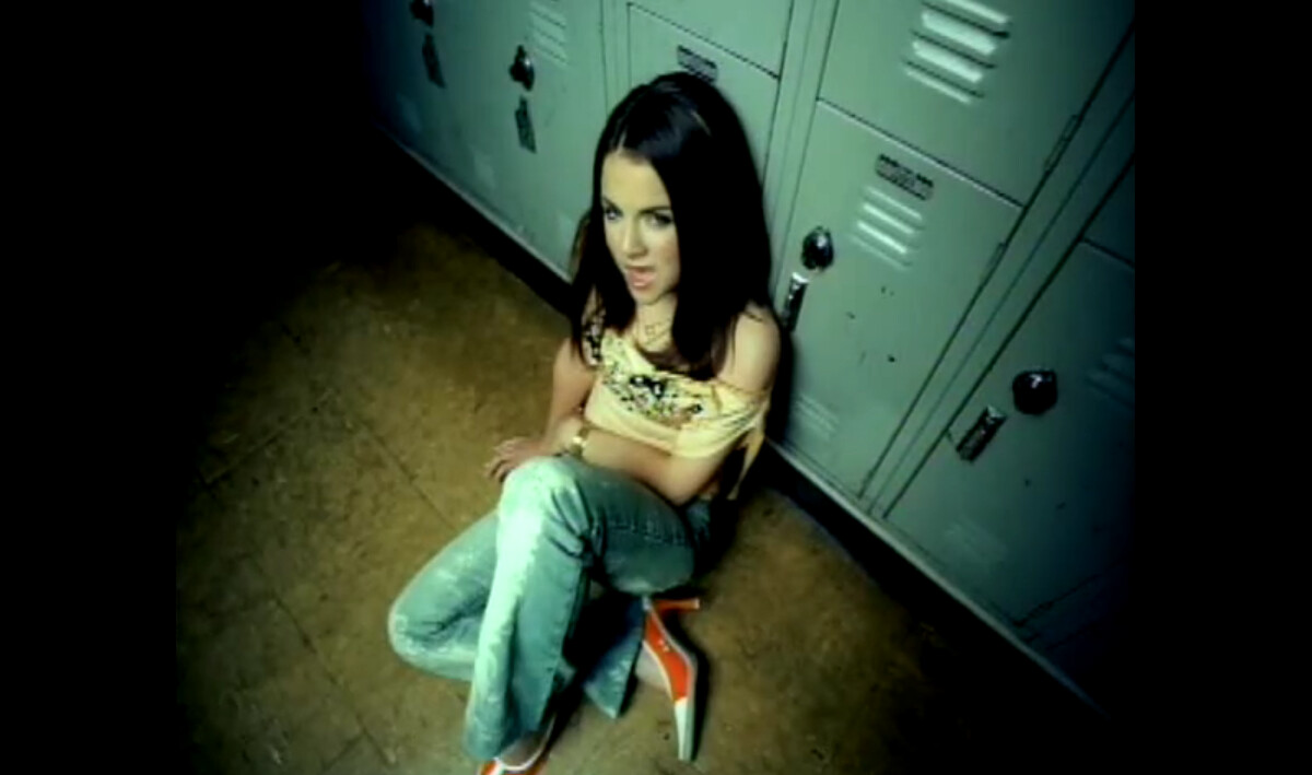 Vidéo : JoJo - Leave (Get Out) en 2004. - Purepeople
