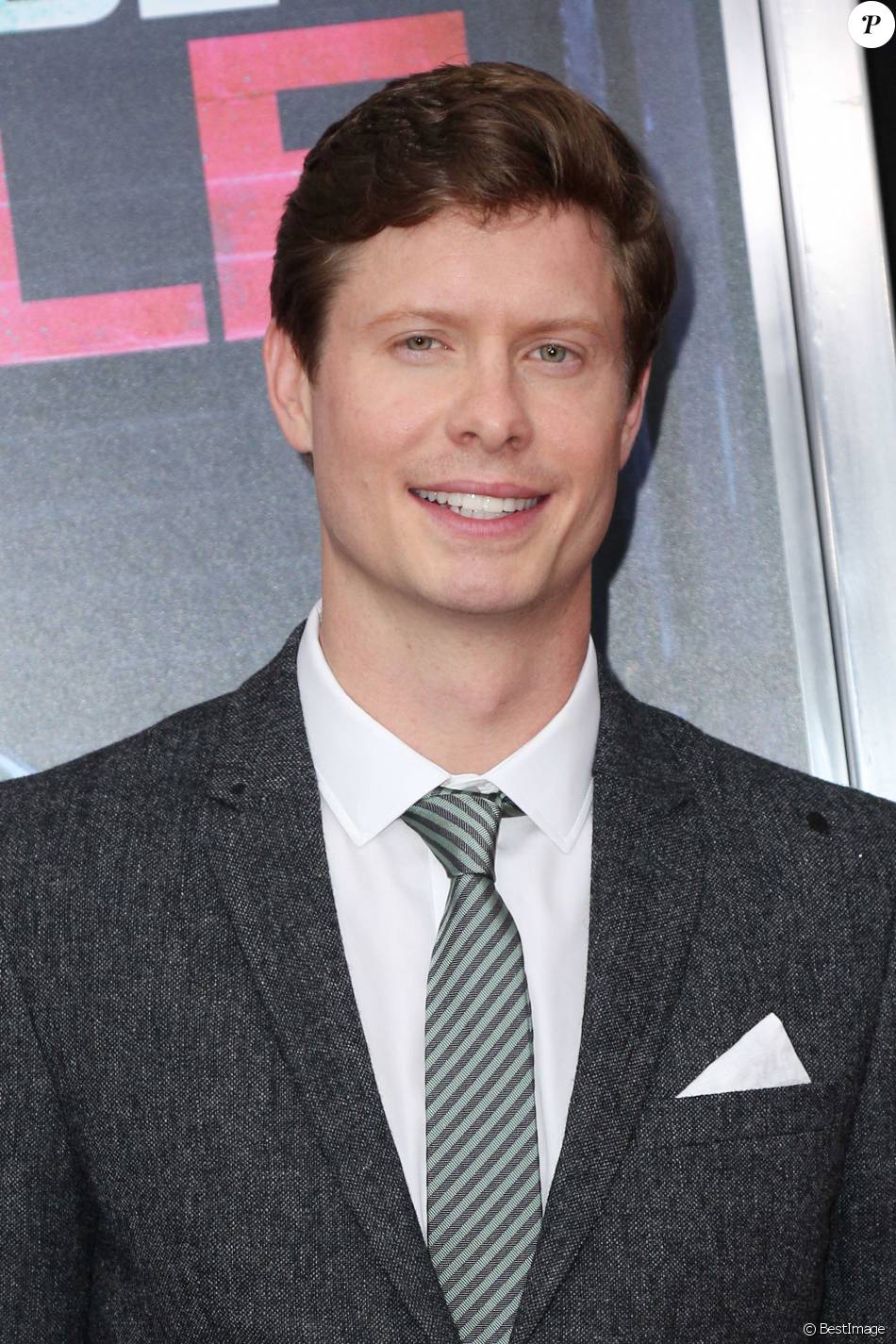 Anders Holm - Première du film How To Be Single à New York. Le 3 ...