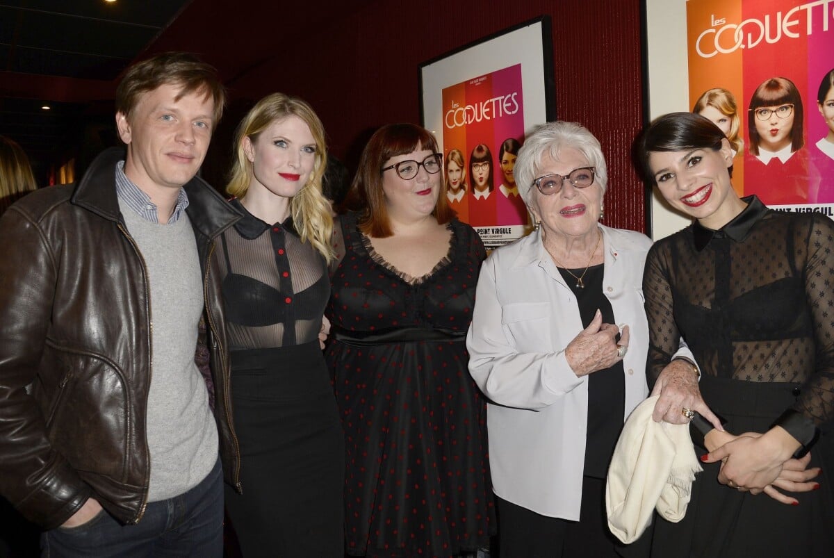 Photo : Alex Lutz, "Les Coquettes" Juliette Faucon, Lola Cés, Marie ...