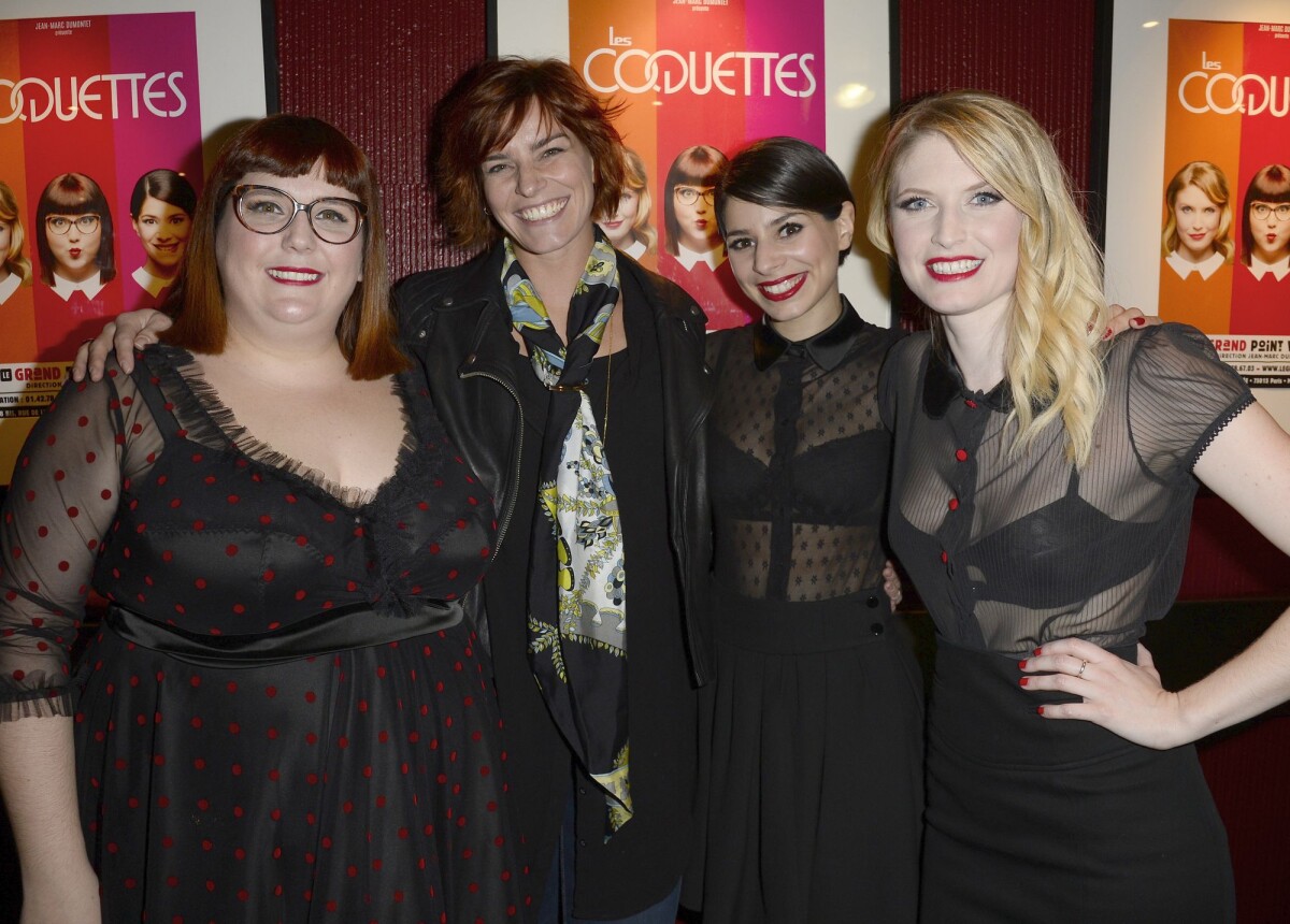 Photo : Fauve Hautot et "Les Coquettes" Juliette Faucon, Lola Cés ...