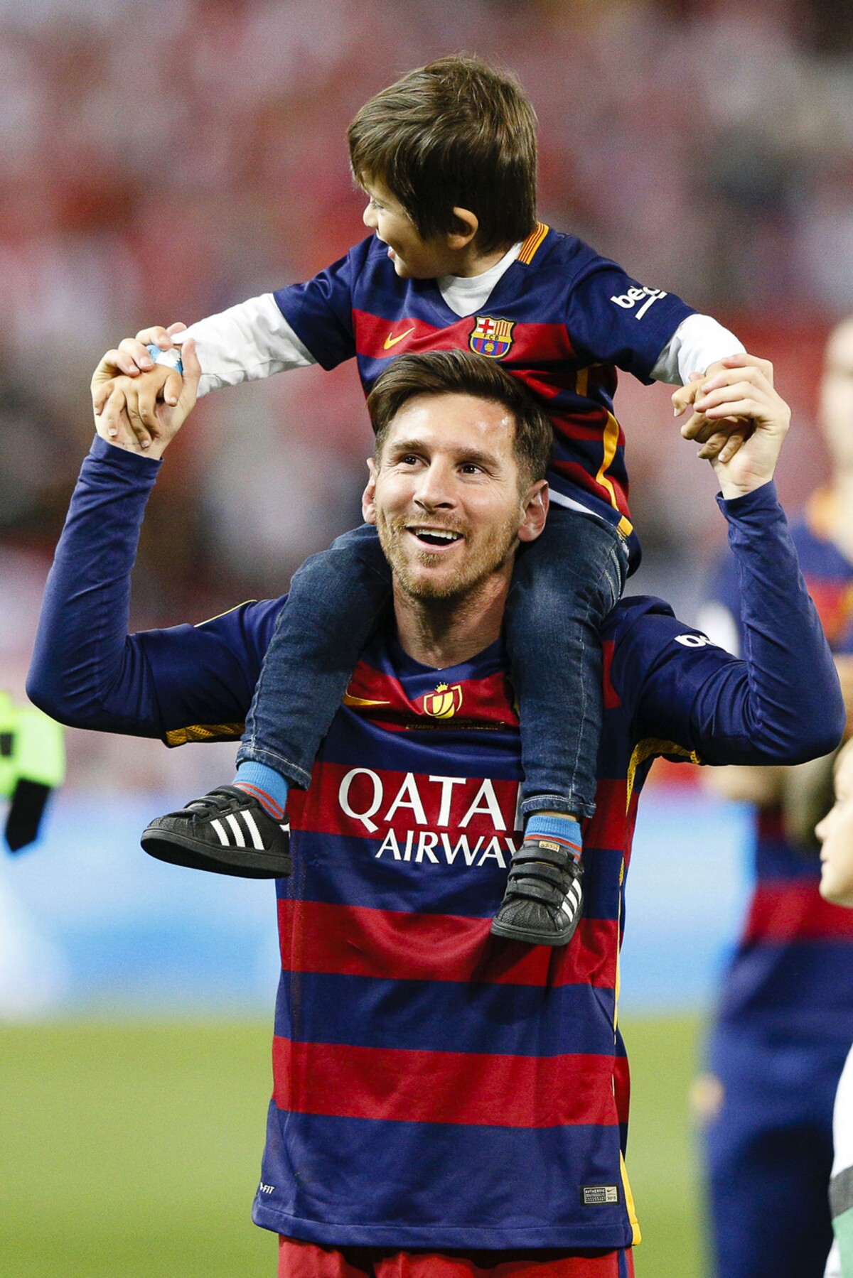 Photo : Lionel Messi et son fils Mateo lors de la victoire du Barça (2 ...