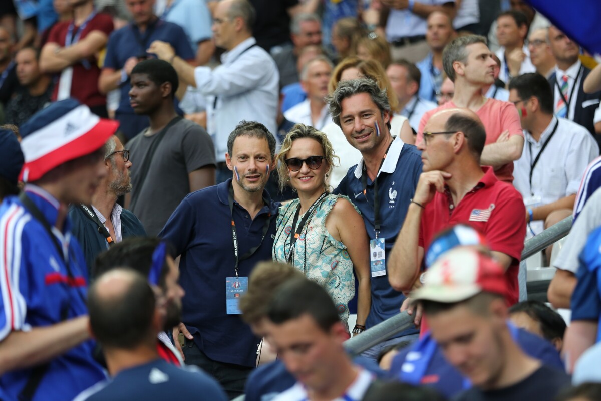 Photo : Marc-Olivier Fogiel et Caroline Roux - People au match de la ...