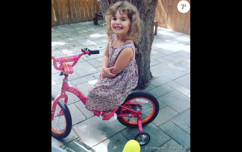 Alex Peyrat, le mari de Coeur de Pirate, a dévoilé cette photo de Romy ...