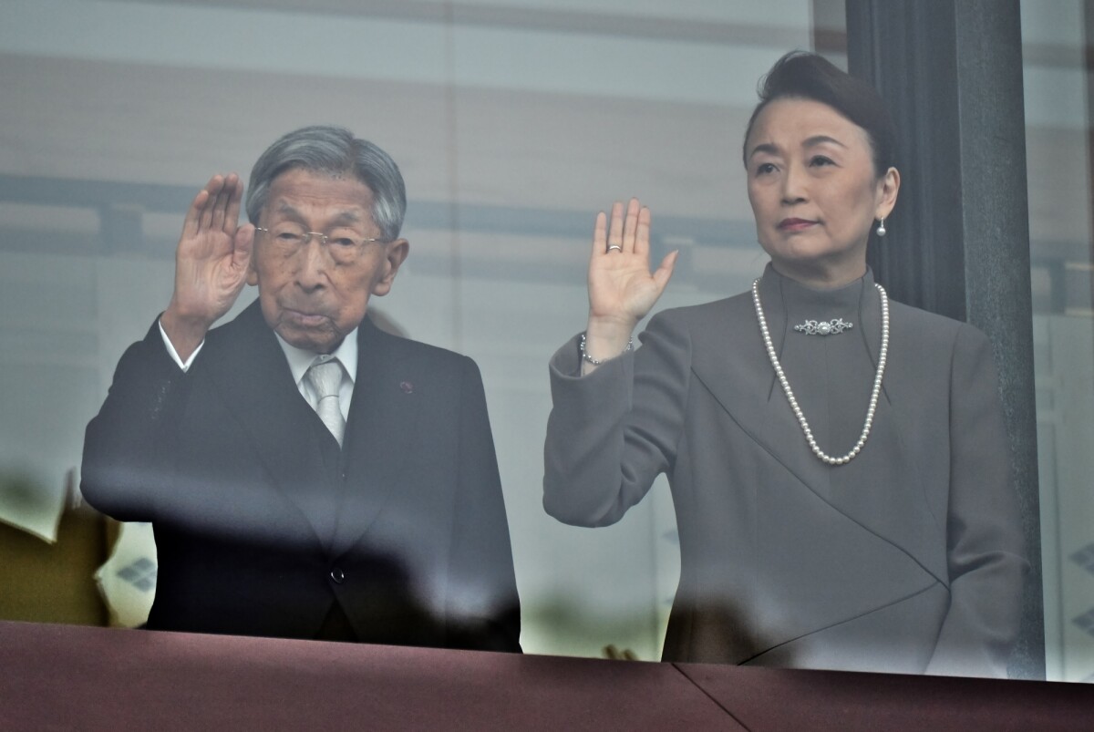 Photo : Le prince Mikasa (Takahito) au côté de la princesse Nobuko lors ...