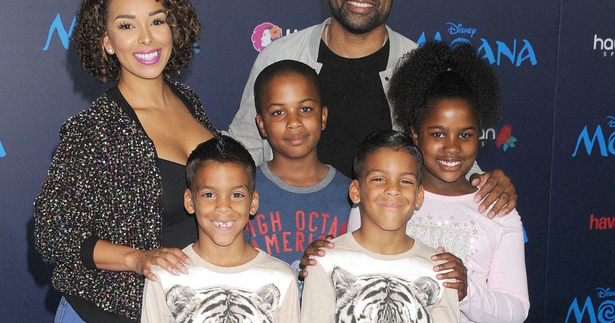 Gloria Govan , son mari et leurs enfants - Première du film Moana à Los ...