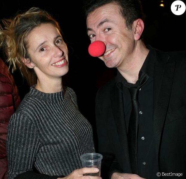 Gérald Dahan Amoureux Au Nez Rouge Lhumoriste Se Lance Un Nouveau