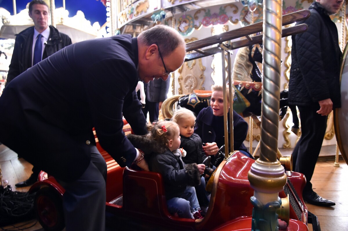 Photo : Semi-exclusif - Le prince Albert II de Monaco, son épouse la ...