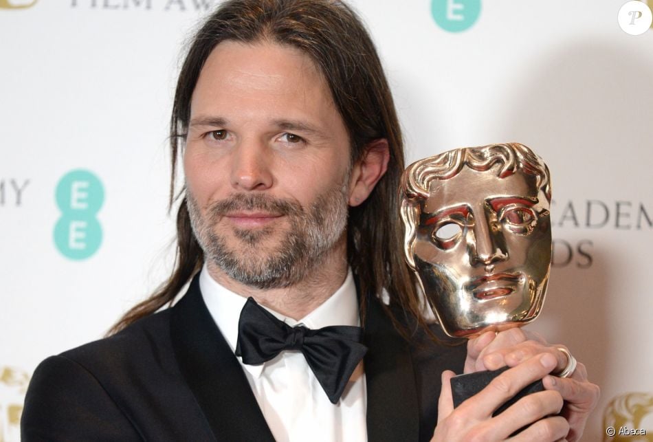 Linus Sandgren en press room lors des EE British Academy Film Awards au ...