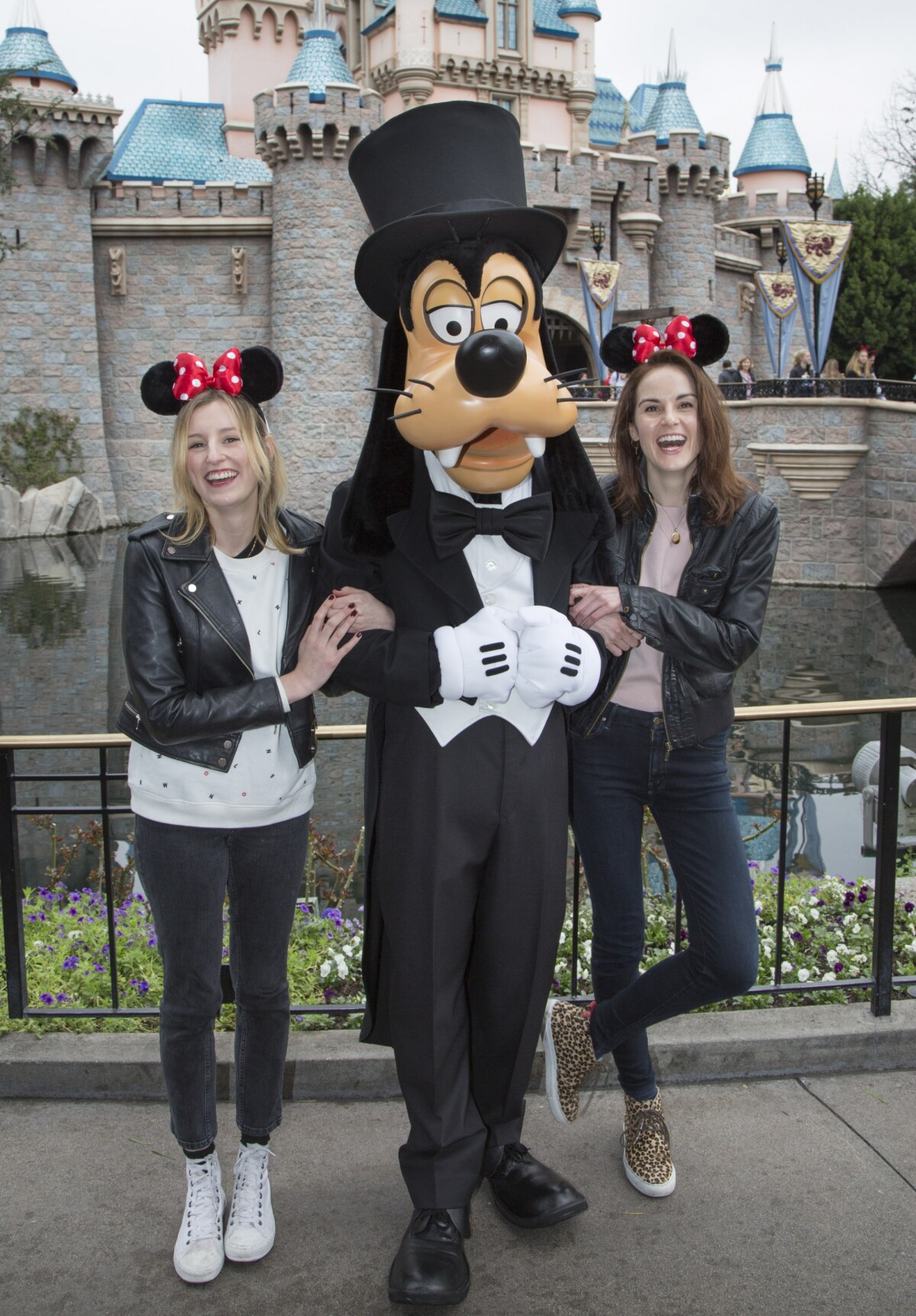 Photo : Laura Carmichael et Michelle Dockery en visite au parc d ...