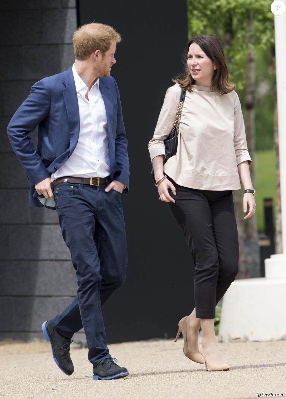Rebecca Deacon, secrétaire particulière de Kate Middleton, avec le ...