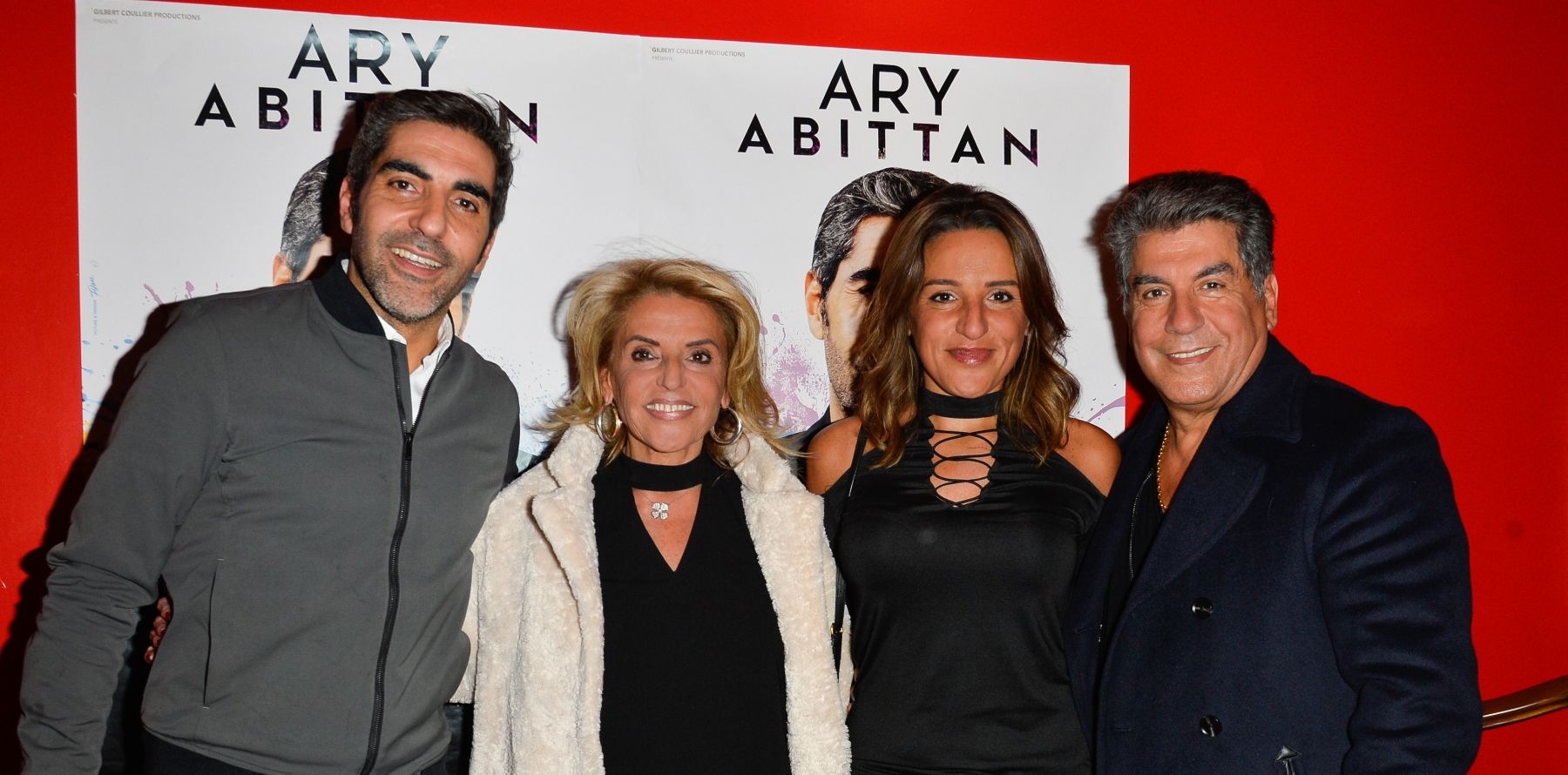 Ary Abittan chouchouté : Sa mère, son père et sa soeur sont ses 1ers ...