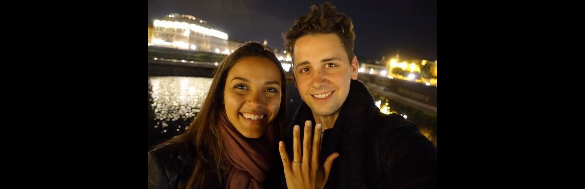 Photo : Jessica Lucas annonce ses fiançailles avec Alex Jermasek, à ...
