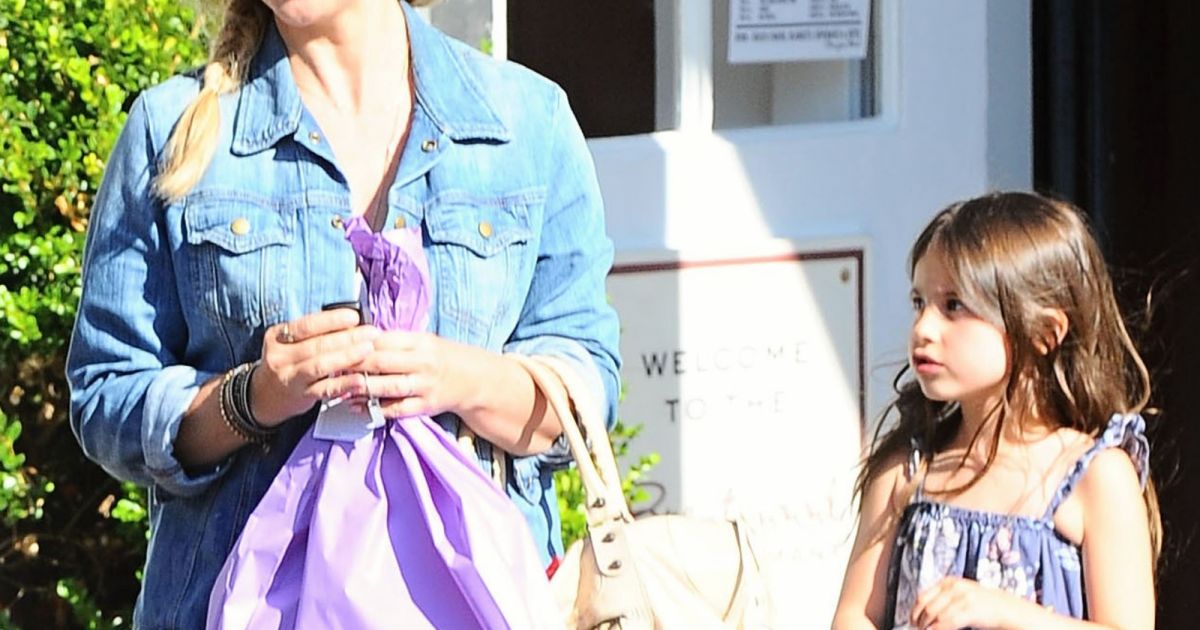 Sarah Michelle Gellar va déjeuner avec sa fille Charlotte à Brentwood ...