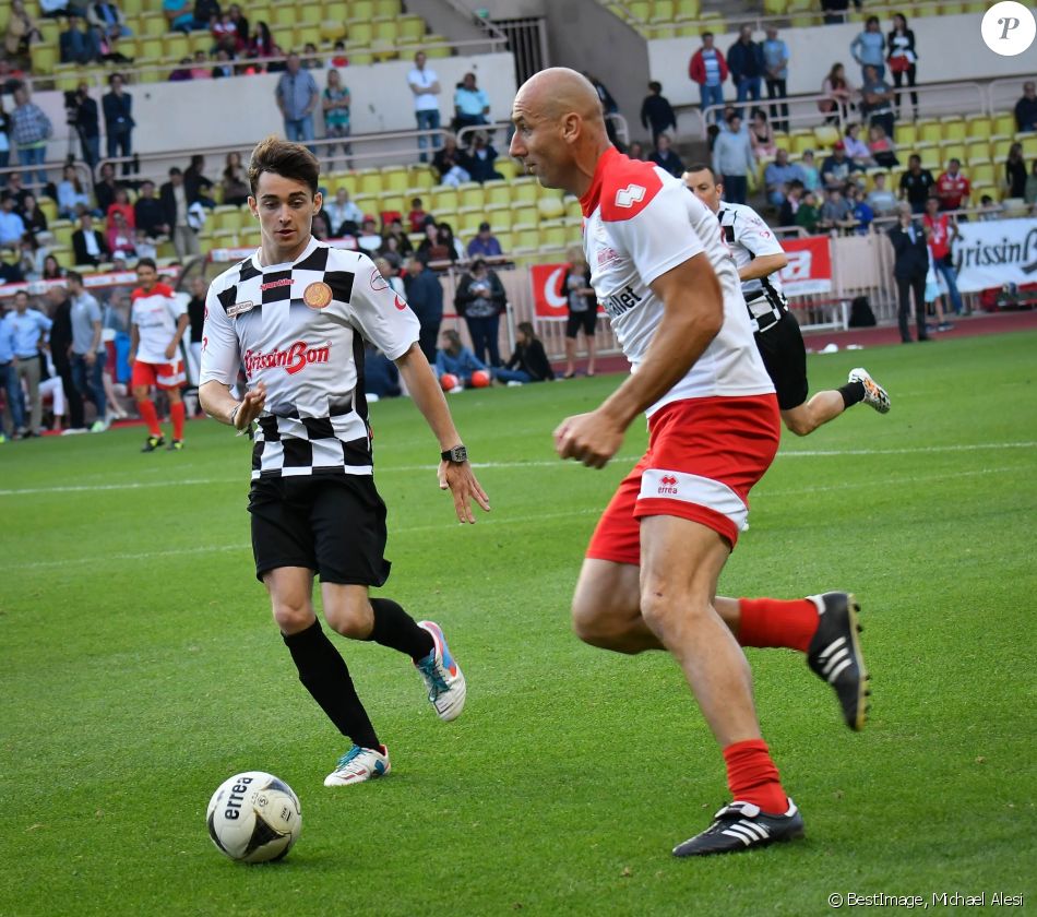 Charles Leclerc et Jan Koller - Traditionnel match de football ...