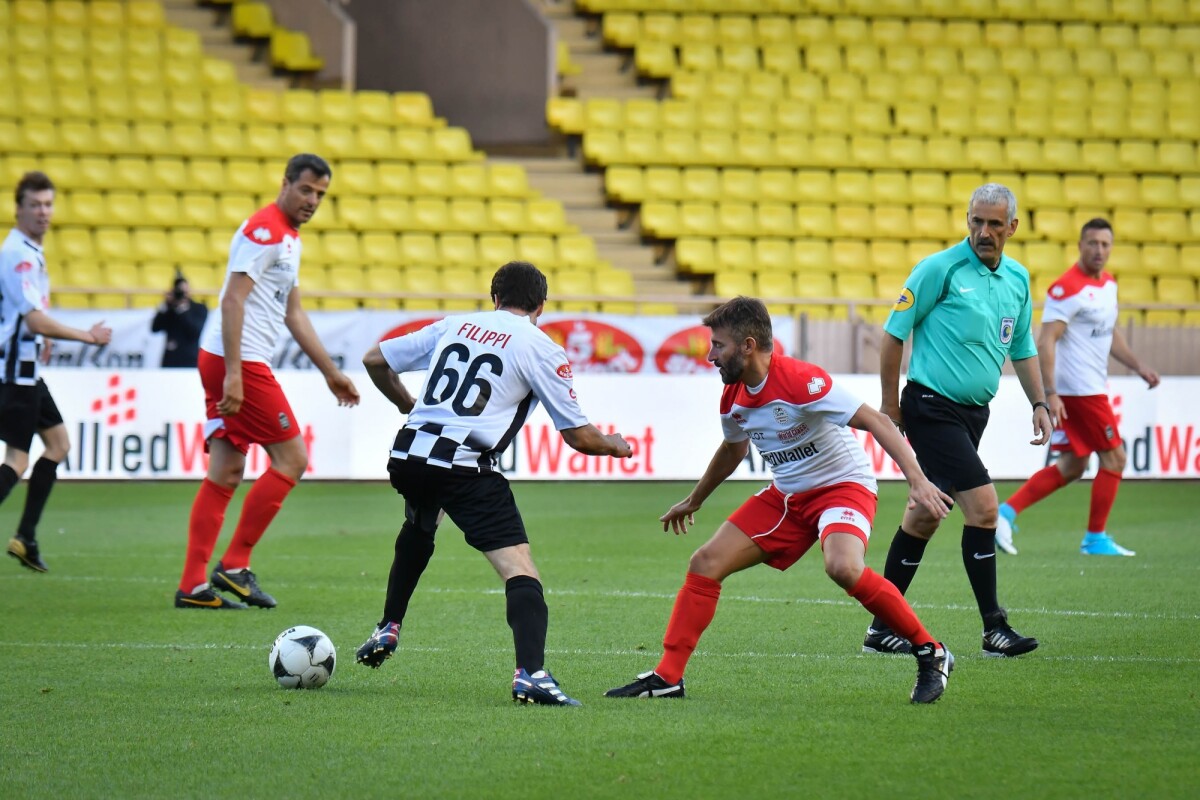 Photo : Luca Filippi and Max Biaggi - Traditionnel match de football ...