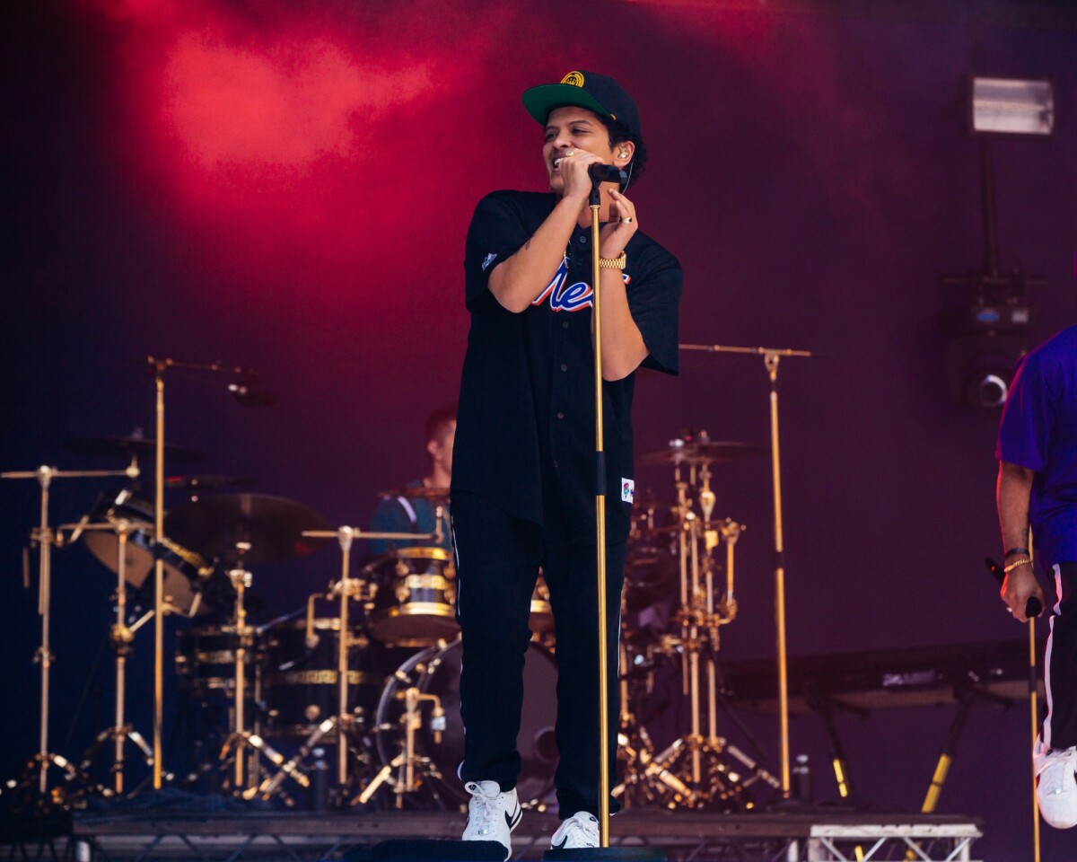 Photo : Bruno Mars en concert au Wembley Stadium, Londres, le 10 juin ...