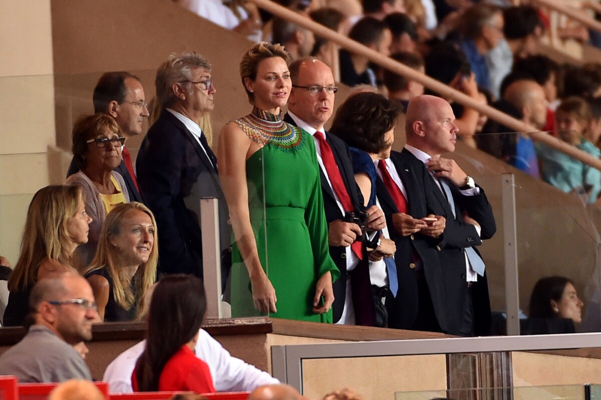 Photo : Le prince Albert II de Monaco et la princesse Charlene durant ...