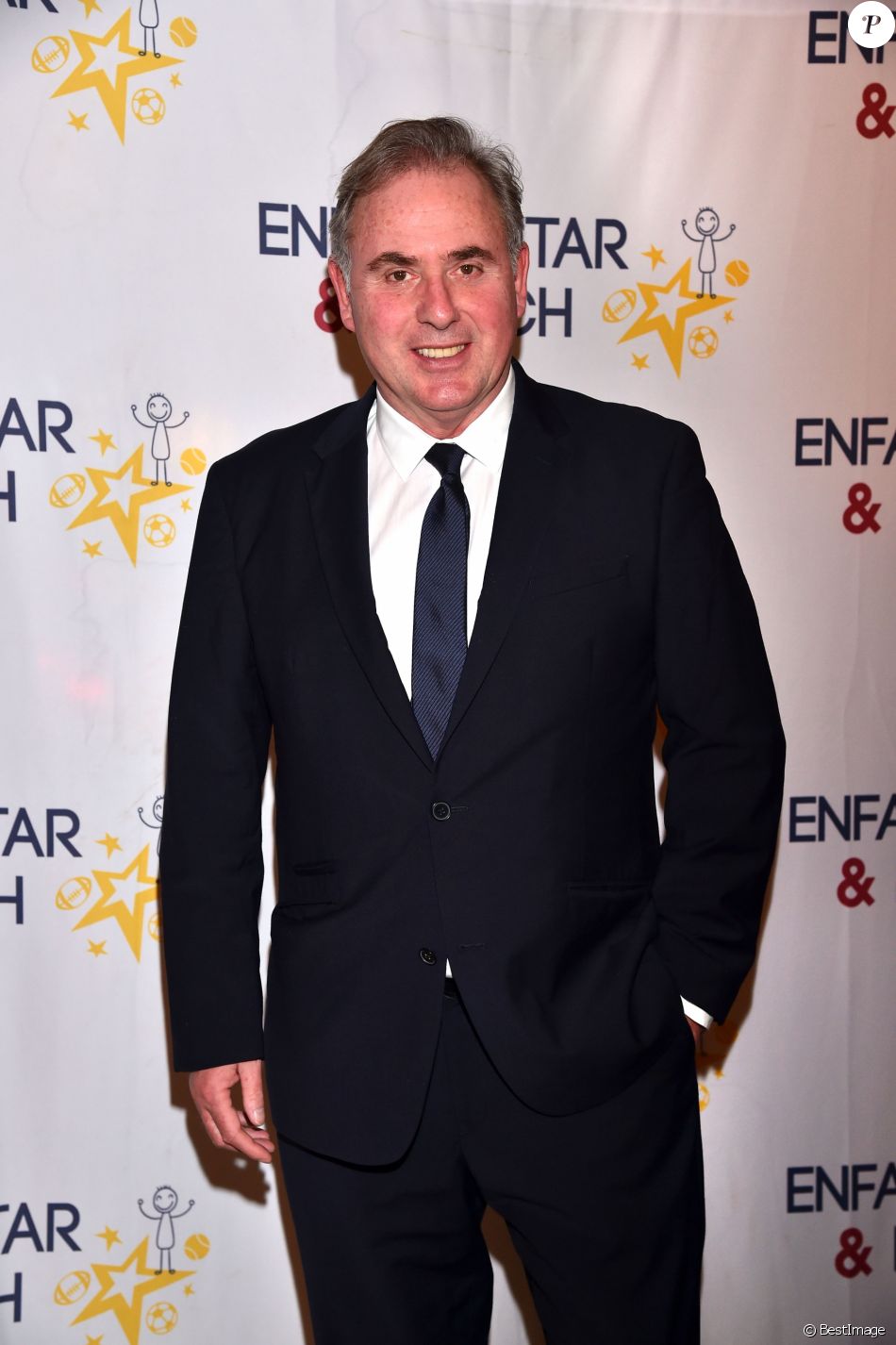 Philippe Risoli lors du dîner de gala de l'association Enfant Star ...